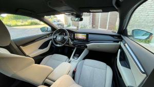 White Skoda Octavia 2020 in Narva, with an engine capacity of 1.50 L and mileage of 108 thousand km for 14444 €, photo 9 on AUTOMOTO.COM.LV