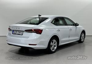 White Skoda Octavia 2020 in Tallinn, with an engine capacity of 2.00 L and mileage of 162 thousand km for 15900 €, photo 3 on AUTOMOTO.COM.LV