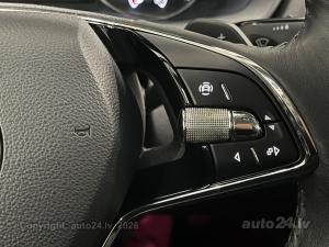 White Skoda Octavia 2020 in Tallinn, with an engine capacity of 2.00 L and mileage of 162 thousand km for 15900 €, photo 16 on AUTOMOTO.COM.LV