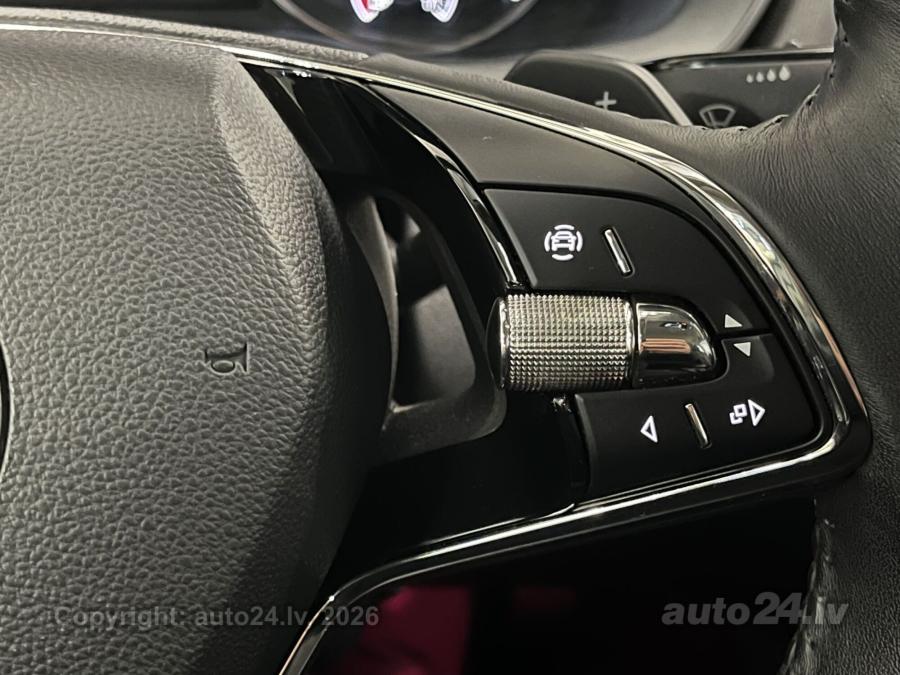 White Skoda Octavia 2020 in Tallinn, with an engine capacity of 2.00 L and mileage of 162 thousand km for 15900 €, photo 16 on AUTOMOTO.COM.LV