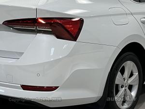 White Skoda Octavia 2020 in Tallinn, with an engine capacity of 2.00 L and mileage of 162 thousand km for 15900 €, photo 22 on AUTOMOTO.COM.LV