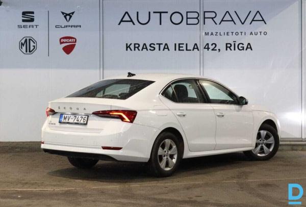 Balts Skoda Octavia 2021 Rīga, ar dzinēja tilpumu 1.00 L un nobraukumu 51 tūkst. km par 13201 €, foto 2 vietnē AUTOMOTO.COM.LV