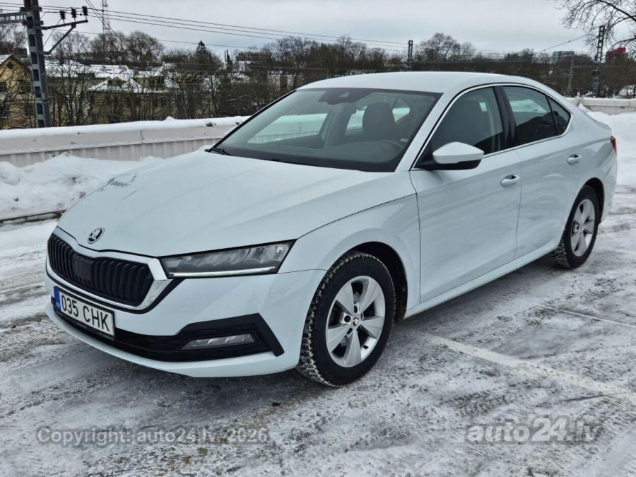 White Skoda Octavia 2021 in Tallinn, with an engine capacity of 1.00 L and mileage of 116 thousand km for 14990 €, photo 1 on AUTOMOTO.COM.LV