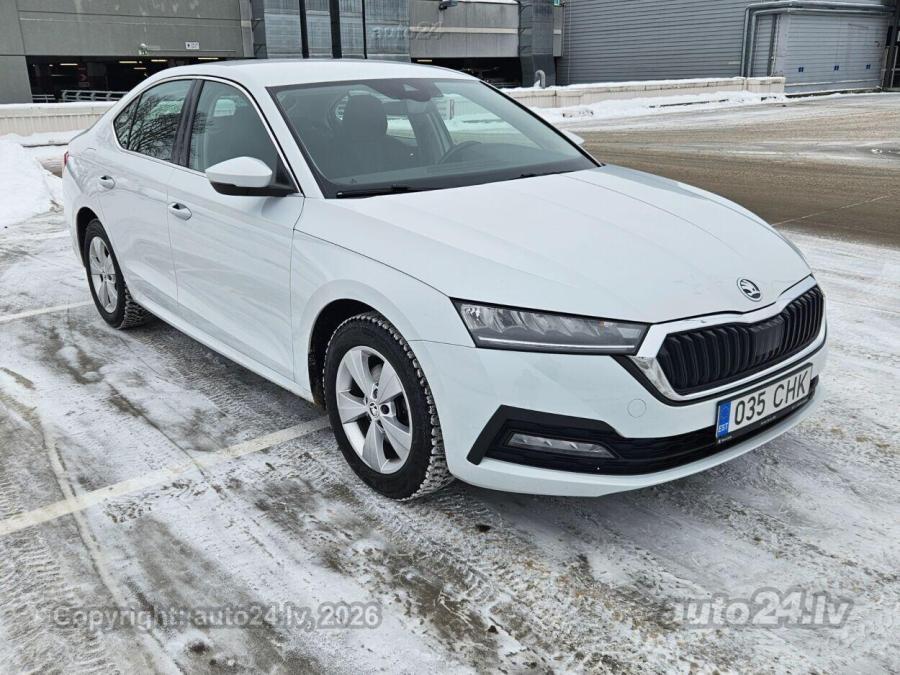 White Skoda Octavia 2021 in Tallinn, with an engine capacity of 1.00 L and mileage of 116 thousand km for 14990 €, photo 7 on AUTOMOTO.COM.LV