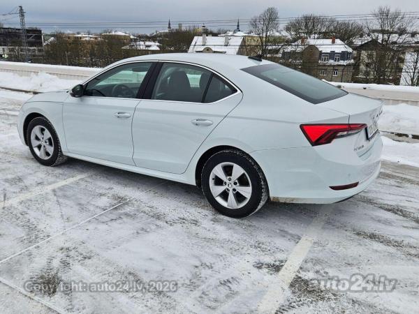 Balts Skoda Octavia 2021 Tallina, ar dzinēja tilpumu 1.00 L un nobraukumu 116 tūkst. km par 14990 €, foto 3 vietnē AUTOMOTO.COM.LV