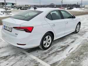 White Skoda Octavia 2021 in Tallinn, with an engine capacity of 1.00 L and mileage of 116 thousand km for 14990 €, photo 6 on AUTOMOTO.COM.LV
