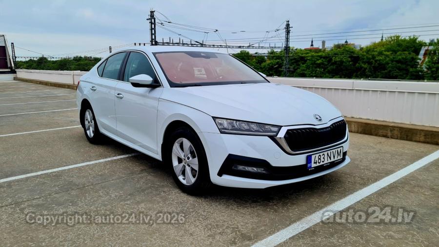 White Skoda Octavia 2021 in Tallinn, with an engine capacity of 1.00 L and mileage of 125 thousand km for 13990 €, photo 3 on AUTOMOTO.COM.LV