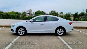 White Skoda Octavia 2021 in Tallinn, with an engine capacity of 1.00 L and mileage of 125 thousand km for 13990 €, photo 8 on AUTOMOTO.COM.LV