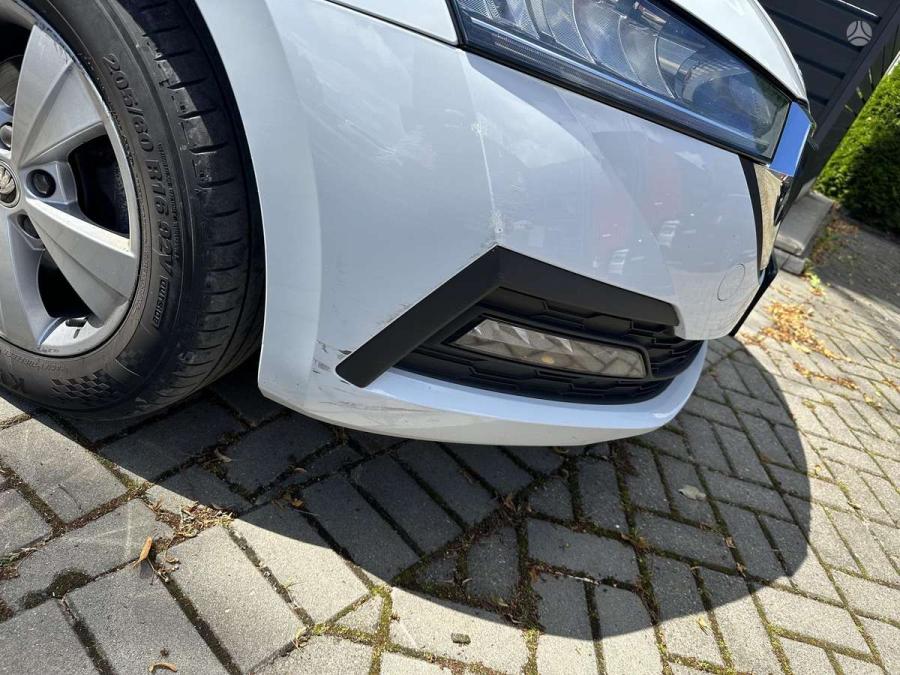 Balts Skoda Octavia 2021 Kauņa, ar dzinēja tilpumu 1.00 L un nobraukumu 113 tūkst. km par 11800 €, foto 7 vietnē AUTOMOTO.COM.LV