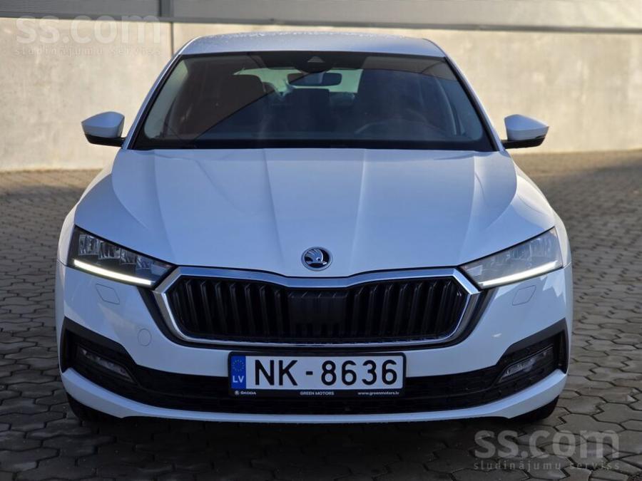 Balts Skoda Octavia 2022 Rīga, ar dzinēja tilpumu 1.00 L un nobraukumu 38 tūkst. km par 16990 €, foto 3 vietnē AUTOMOTO.COM.LV