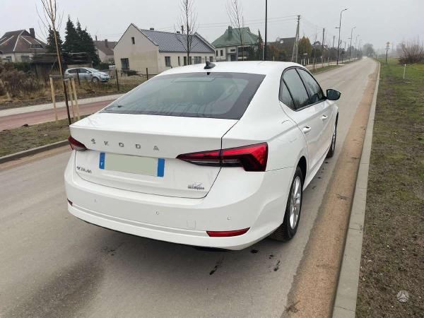 Balts Skoda Octavia 2022 Tauragė, ar dzinēja tilpumu 2.00 L un nobraukumu 223 tūkst. km par 12400 €, foto 5 vietnē AUTOMOTO.COM.LV