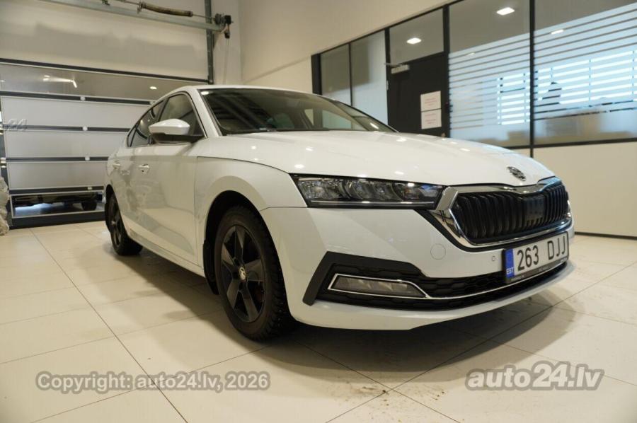 White Skoda Octavia 2022 in Tallinn, with an engine capacity of 1.00 L and mileage of 62 thousand km for 16900 €, photo 2 on AUTOMOTO.COM.LV