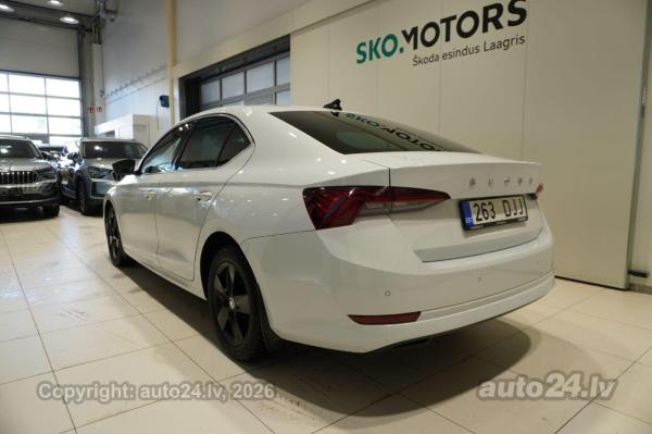Balts Skoda Octavia 2022 Tallina, ar dzinēja tilpumu 1.00 L un nobraukumu 62 tūkst. km par 16900 €, foto 4 vietnē AUTOMOTO.COM.LV