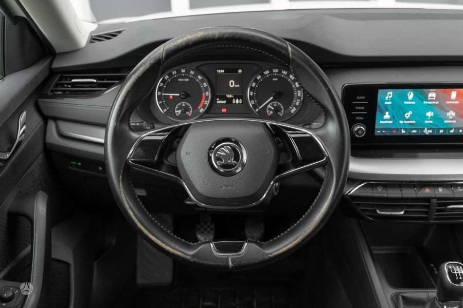 Balts Skoda Octavia 2022 Viļņa, ar dzinēja tilpumu 1.97 L un nobraukumu 286 tūkst. km par 14450 €, foto 22 vietnē AUTOMOTO.COM.LV