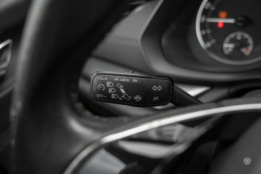 Balts Skoda Octavia 2022 Viļņa, ar dzinēja tilpumu 1.97 L un nobraukumu 286 tūkst. km par 14450 €, foto 24 vietnē AUTOMOTO.COM.LV