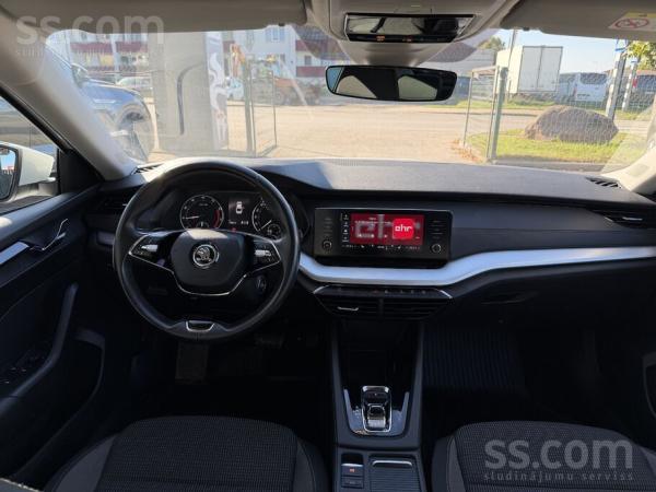 Balts Skoda Octavia 2022 Talsi, ar dzinēja tilpumu 1.00 L un nobraukumu 150 tūkst. km par 13900 €, foto 8 vietnē AUTOMOTO.COM.LV