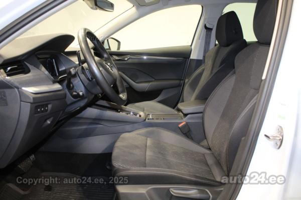 Balts Skoda Octavia 2023 Tallina, ar dzinēja tilpumu 1.50 L un nobraukumu 63 tūkst. km par 19990 €, foto 11 vietnē AUTOMOTO.COM.LV