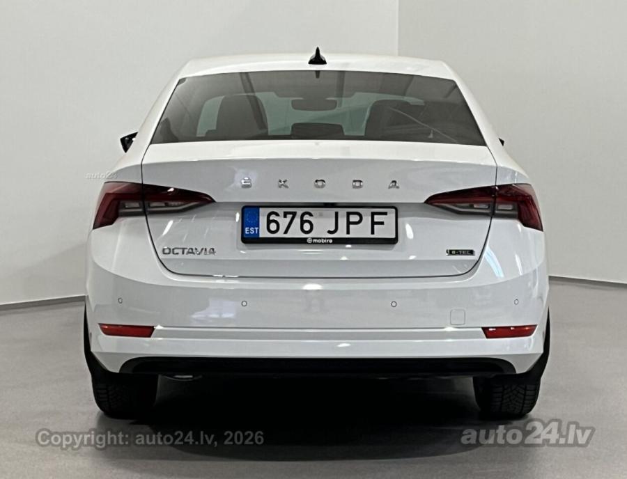 Balts Skoda Octavia 2023 Tallina, ar dzinēja tilpumu 1.50 L un nobraukumu 72 tūkst. km par 21900 €, foto 18 vietnē AUTOMOTO.COM.LV