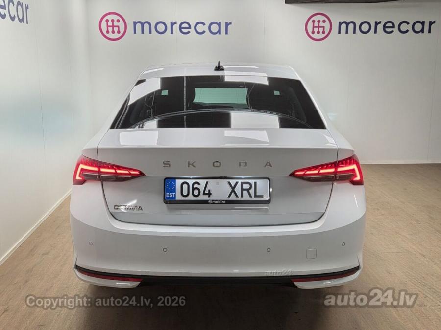 Balts Skoda Octavia 2024 Tallina, ar dzinēja tilpumu 1.50 L un nobraukumu 16 tūkst. km par 26900 €, foto 5 vietnē AUTOMOTO.COM.LV