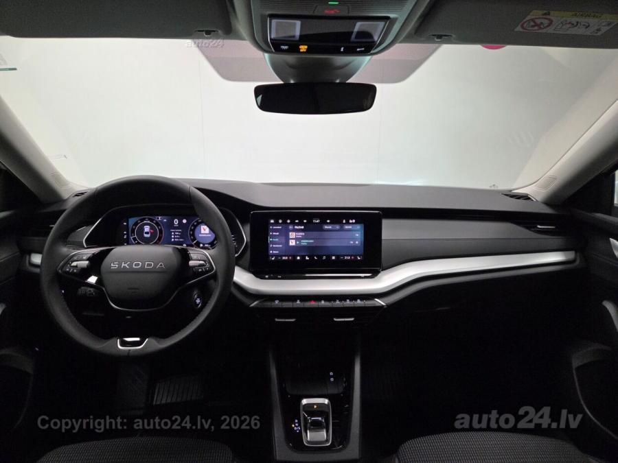 Balts Skoda Octavia 2024 Tallina, ar dzinēja tilpumu 1.50 L un nobraukumu 16 tūkst. km par 26900 €, foto 8 vietnē AUTOMOTO.COM.LV