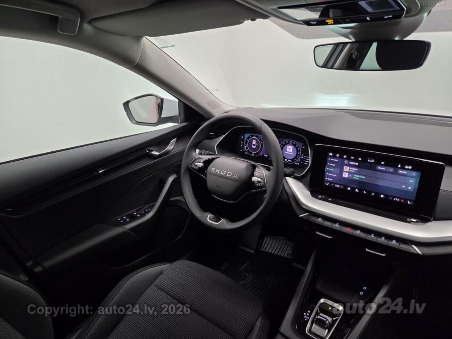 Balts Skoda Octavia 2024 Tallina, ar dzinēja tilpumu 1.50 L un nobraukumu 16 tūkst. km par 26900 €, foto 13 vietnē AUTOMOTO.COM.LV