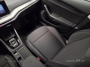 Balts Skoda Octavia 2024 Tallina, ar dzinēja tilpumu 1.50 L un nobraukumu 16 tūkst. km par 26900 €, foto 16 vietnē AUTOMOTO.COM.LV