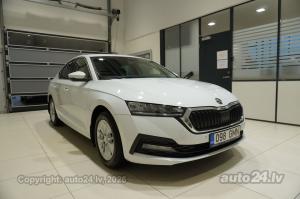 Balts Skoda Octavia 2024 Tallina, ar dzinēja tilpumu 1.00 L un nobraukumu 33 tūkst. km par 20900 €, foto 5 vietnē AUTOMOTO.COM.LV