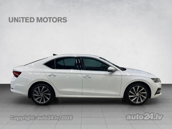 Balts Skoda Octavia 2024 Tallina, ar dzinēja tilpumu 1.50 L un nobraukumu 24 tūkst. km par 24900 €, foto 7 vietnē AUTOMOTO.COM.LV
