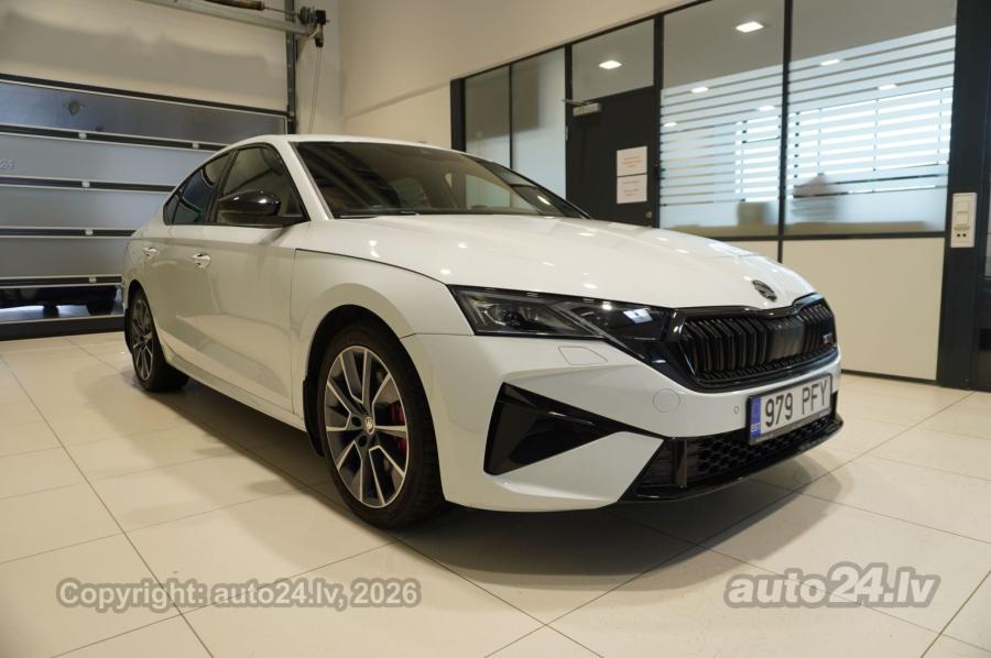 Balts Skoda Octavia 2024 Tallina, ar dzinēja tilpumu 2.00 L un nobraukumu 43 tūkst. km par 35900 €, foto 5 vietnē AUTOMOTO.COM.LV