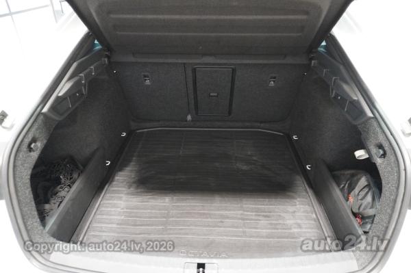 Balts Skoda Octavia 2024 Tallina, ar dzinēja tilpumu 2.00 L un nobraukumu 43 tūkst. km par 35900 €, foto 8 vietnē AUTOMOTO.COM.LV