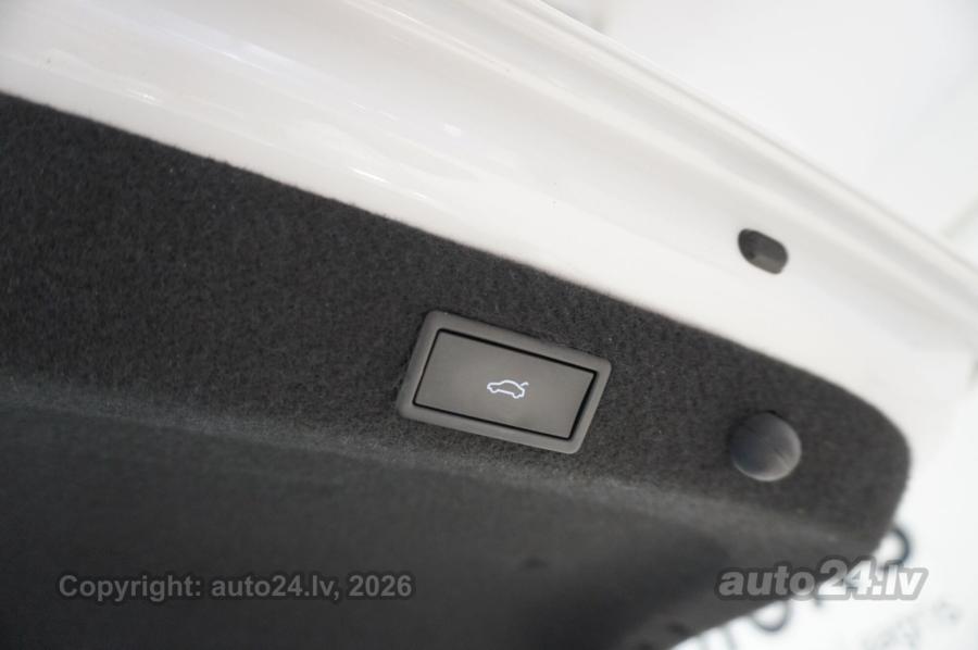 Balts Skoda Octavia 2024 Tallina, ar dzinēja tilpumu 2.00 L un nobraukumu 43 tūkst. km par 35900 €, foto 12 vietnē AUTOMOTO.COM.LV