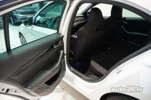 Balts Skoda Octavia 2024 Tallina, ar dzinēja tilpumu 2.00 L un nobraukumu 43 tūkst. km par 35900 €, foto 13 vietnē AUTOMOTO.COM.LV