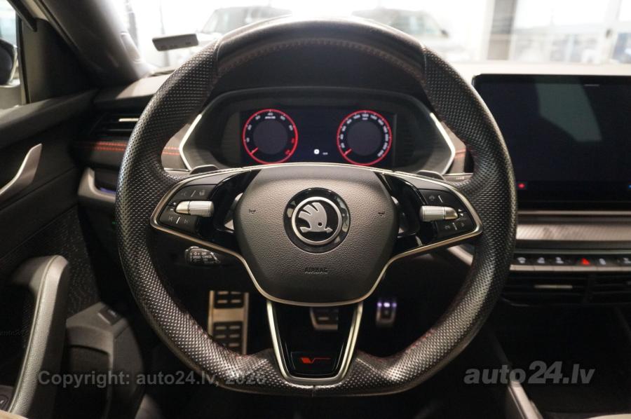 Balts Skoda Octavia 2024 Tallina, ar dzinēja tilpumu 2.00 L un nobraukumu 43 tūkst. km par 35900 €, foto 29 vietnē AUTOMOTO.COM.LV