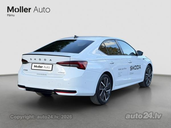 Balts Skoda Octavia 2026 Pērnava, ar dzinēja tilpumu 1.50 L un nobraukumu 3 tūkst. km par 36900 €, foto 3 vietnē AUTOMOTO.COM.LV