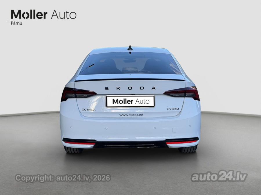 Balts Skoda Octavia 2026 Pērnava, ar dzinēja tilpumu 1.50 L un nobraukumu 3 tūkst. km par 36900 €, foto 5 vietnē AUTOMOTO.COM.LV