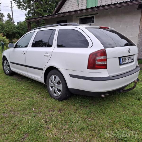 Balts Skoda Octavia 2005 Rīga, ar dzinēja tilpumu 1.90 L un nobraukumu 405 tūkst. km par 1549 €, foto 5 vietnē AUTOMOTO.COM.LV