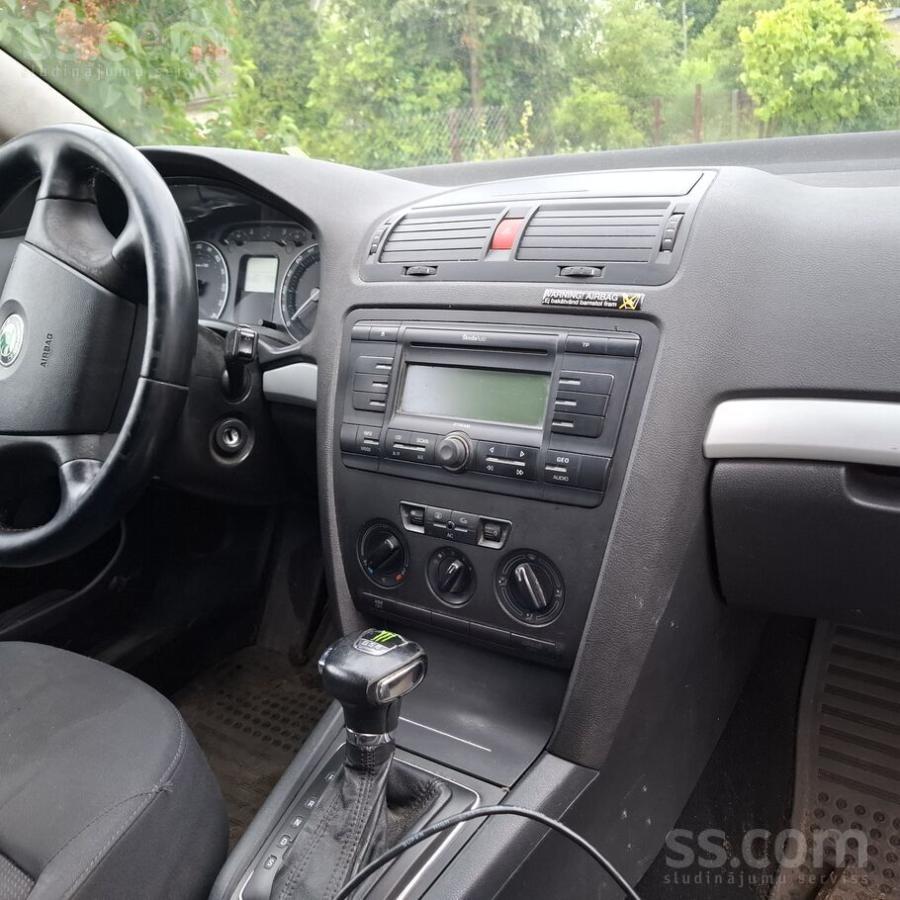 Balts Skoda Octavia 2005 Rīga, ar dzinēja tilpumu 1.90 L un nobraukumu 405 tūkst. km par 1549 €, foto 8 vietnē AUTOMOTO.COM.LV