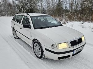 White Skoda Octavia 2005 in Sirvintos, with an engine capacity of 1.90 L and mileage of 298 thousand km for 1700 €, photo 3 on AUTOMOTO.COM.LV