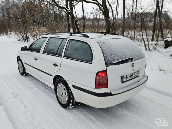 White Skoda Octavia 2005 in Sirvintos, with an engine capacity of 1.90 L and mileage of 298 thousand km for 1699 €, photo 6 on AUTOMOTO.COM.LV
