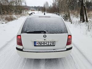 White Skoda Octavia 2005 in Sirvintos, with an engine capacity of 1.90 L and mileage of 298 thousand km for 1699 €, photo 7 on AUTOMOTO.COM.LV