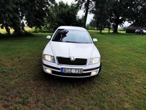 Balts Skoda Octavia 2006 Panevēža, ar dzinēja tilpumu 1.90 L un nobraukumu 420 tūkst. km par 1100 €, foto 4 vietnē AUTOMOTO.COM.LV