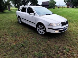 Balts Skoda Octavia 2006 Panevēža, ar dzinēja tilpumu 1.90 L un nobraukumu 420 tūkst. km par 1100 €, foto 5 vietnē AUTOMOTO.COM.LV