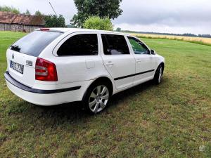 Balts Skoda Octavia 2006 Panevēža, ar dzinēja tilpumu 1.90 L un nobraukumu 420 tūkst. km par 1100 €, foto 6 vietnē AUTOMOTO.COM.LV