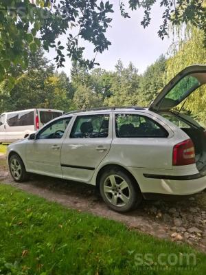 Белый Шкода Октавия 2006 в Елгава, объемом двигателя 1.90 л и пробегом 0 тыс. км за 1100 €, фото 7 на AUTOMOTO.COM.LV