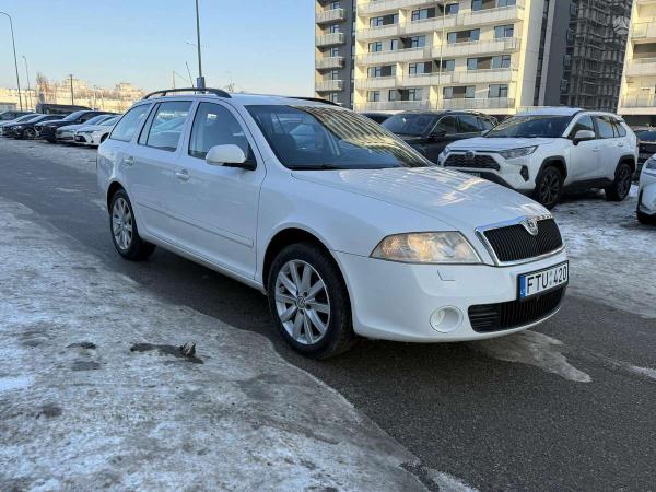 Balts Skoda Octavia 2007 Viļņa, ar dzinēja tilpumu 1.97 L un nobraukumu 300 tūkst. km par 2350 €, foto 2 vietnē AUTOMOTO.COM.LV