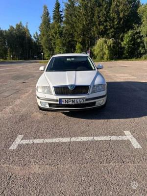 White Skoda Octavia 2007 in Elektrenai, with an engine capacity of 1.90 L and mileage of 345 thousand km for 1499 €, photo  on AUTOMOTO.COM.LV