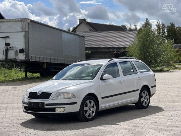 Шкода Октавия 2007 в Вильнюс на AUTOMOTO.COM.LV Белый Шкода Октавия 2007 в Вильнюс, объемом двигателя 2.00 л и пробегом 210 тыс. км за 1750 €, фото 9 на AUTOMOTO.COM.LV