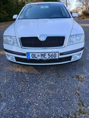Balts Skoda Octavia 2008 Mažeikiai, ar dzinēja tilpumu 1.90 L un nobraukumu 284 tūkst. km par 2899 €, foto 10 vietnē AUTOMOTO.COM.LV
