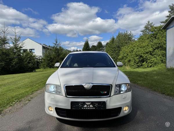 Balts Skoda Octavia 2008 Viļņa, ar dzinēja tilpumu 1.97 L un nobraukumu 366 tūkst. km par 2850 €, foto 2 vietnē AUTOMOTO.COM.LV