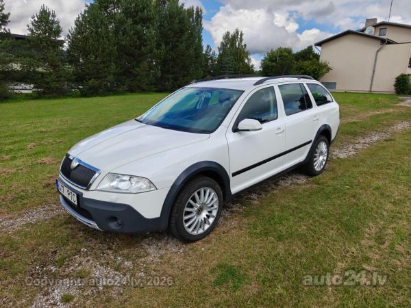 Balts Skoda Octavia 2008 Terva, ar dzinēja tilpumu 2.00 L un nobraukumu 217 tūkst. km par 5500 €, foto 10 vietnē AUTOMOTO.COM.LV